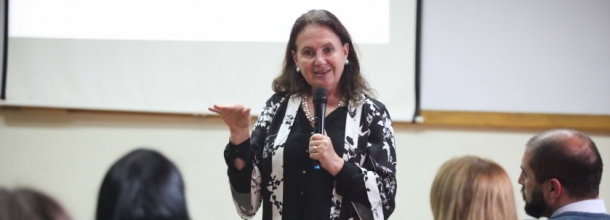 Directora del Programa Valoras UC impartió charla sobre disciplina ...